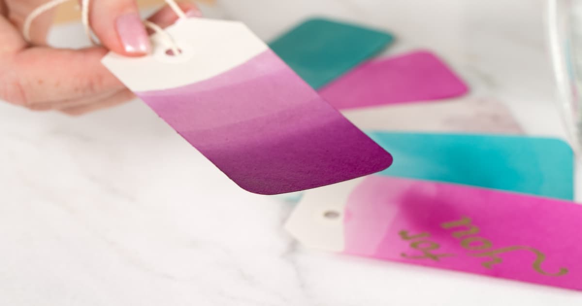 Dip-Dyed Ombre Gift Tags – Rit Dye