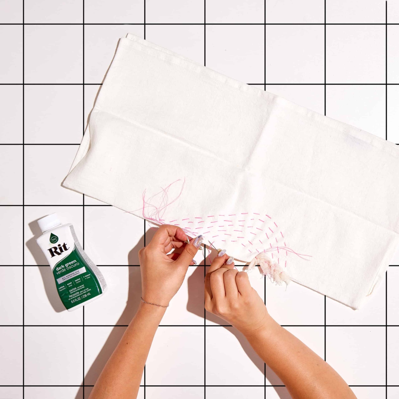 Shibori Stitch Resist Pillow – Rit Dye